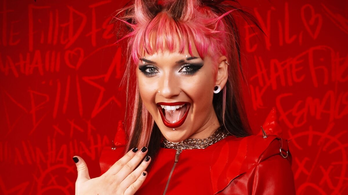 INTERVIEW: Delilah Bon On The Journey To Her New Album ‘Evil, Hate ...