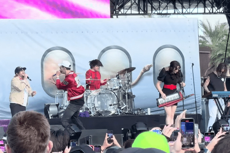 WATCH: Motionless In White Bring Out Former Member Josh Balz At ...
