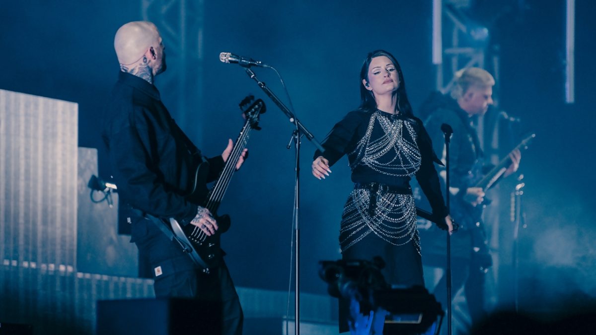 LIVE REVIEW: Spiritbox Make Stunning Leap Of Faith Towards Arena Status