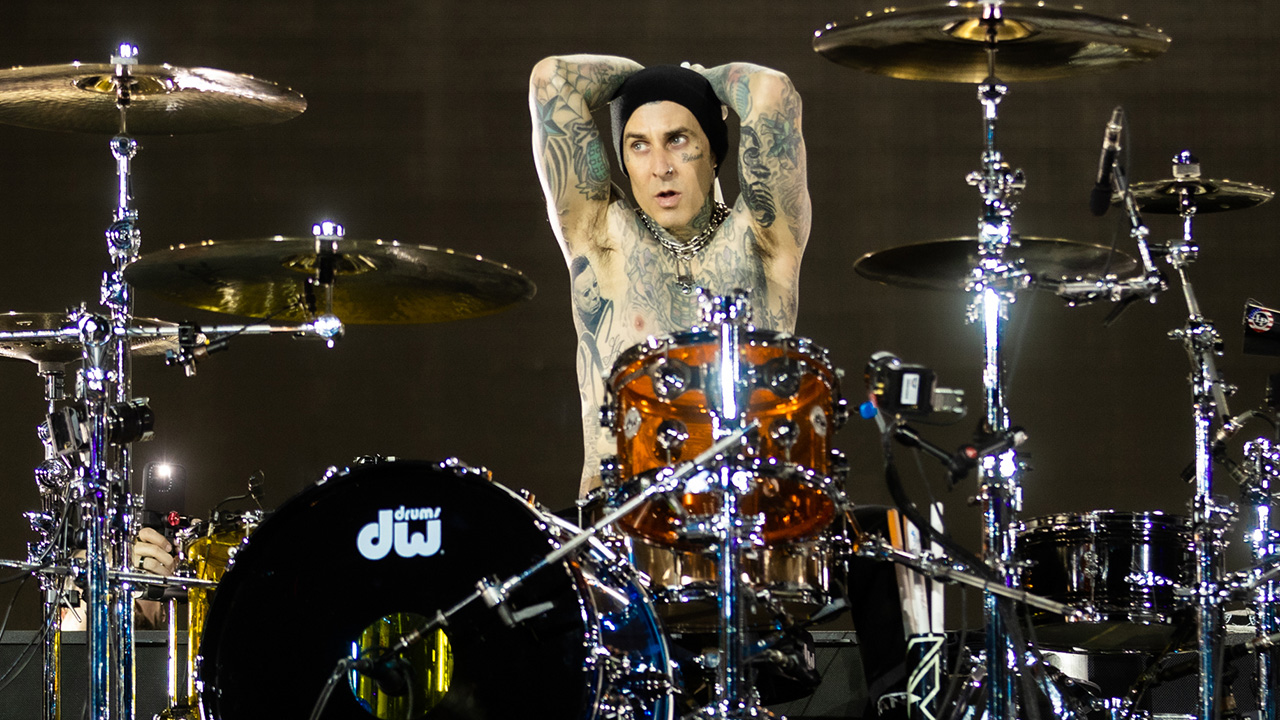 Transplants Travis Barker Drum Kit Travis Barker Trending After