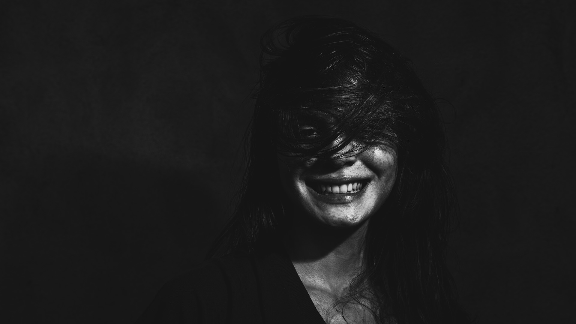 Sofia Isella Drops New Single 'Above The Neck'